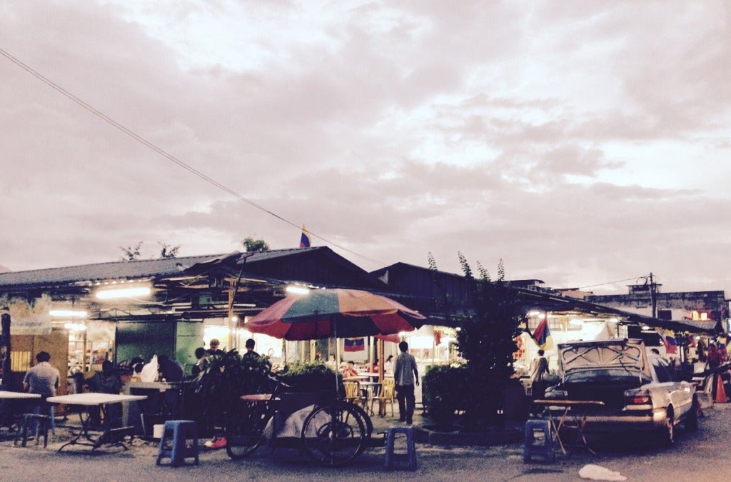 8 Taste of Nostalgia in Kepong Baru - WORLD OF BUZZ