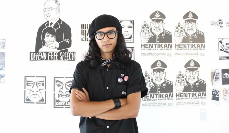 Malaysian Artist, Fahmi Reza Boldly Stands Up Against PM Najib and ...