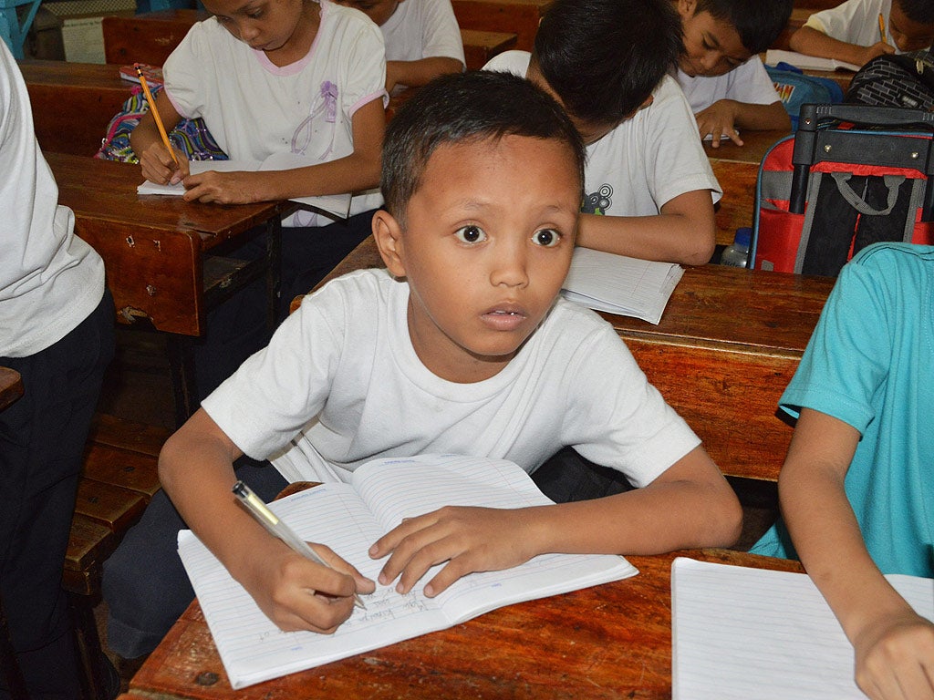 Homeless Boy Studying Under McD's Light Reunited With Girl Whom Changed ...