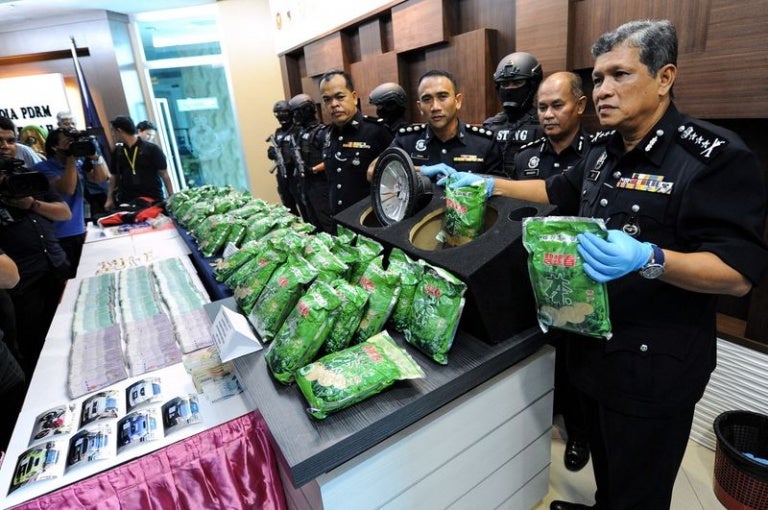 8 People Arrested For Drug Trafficking 7 Are Malaysian Police Officers
