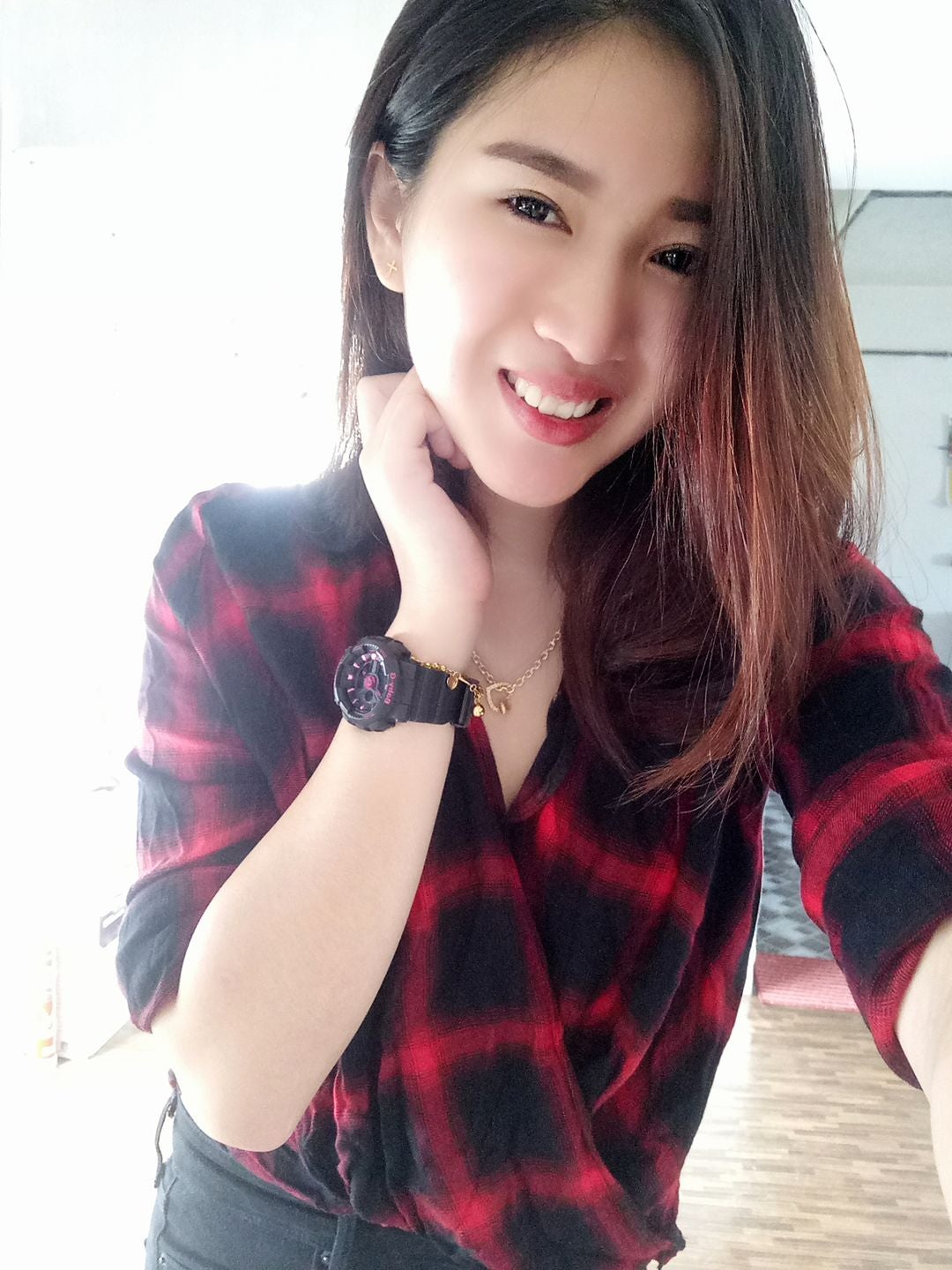 Another Malaysian Female Police Officer Got Netizens Begging To Be