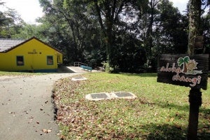 Singaporean Shares Creepy Story Of Ghost Encounter In A Haunted Chalet ...