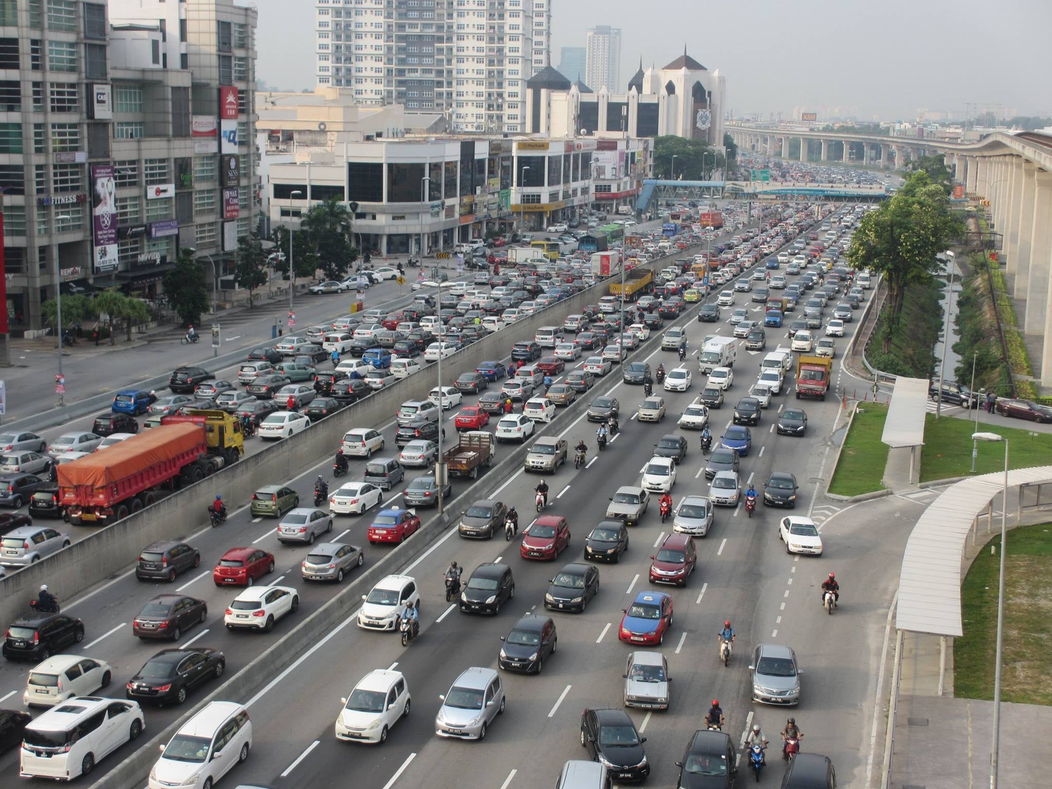 Massive Standstill on the LDP Caused by Fatal Car Crash, Man Believed ...