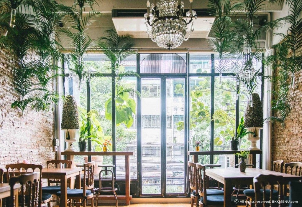 Floral Cafe: A Coffee Lover's Secret Hidden Deep in Bangkok's Flower ...