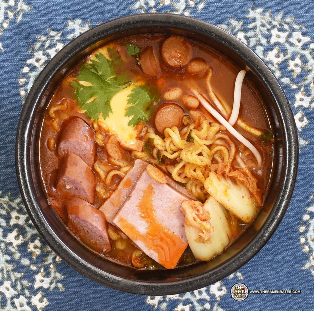 5 Next-Level Instant Noodles That Malaysians NEED to Try - WORLD OF BUZZ