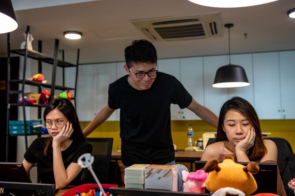 7 Very Malaysian Colleagues You'll Confirm Have in Your Office - WORLD ...