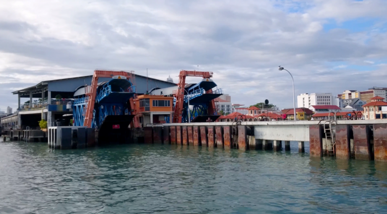 The Tragic Collapse Of A Bridge in 1988 That Injured Thousands in ...