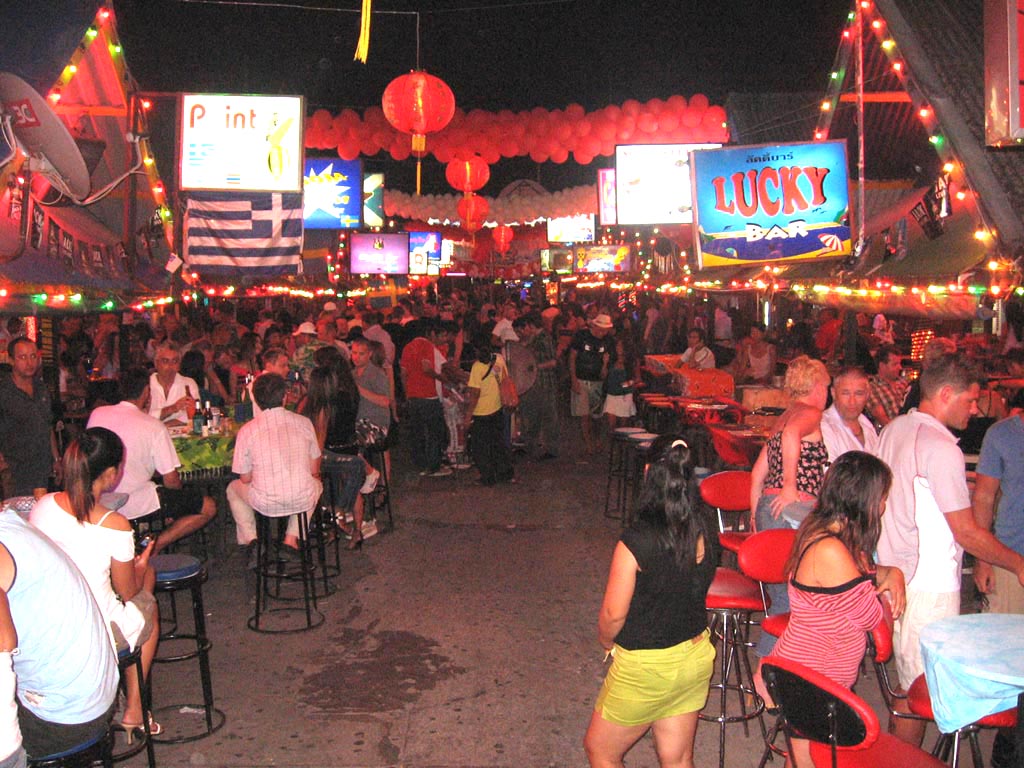 Malaysia's "Yam Seng" and How 4 Other Countries Say "Cheers!" - WORLD ...