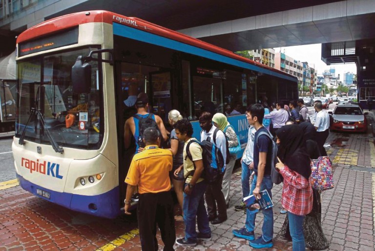 M'sian Woman Shares Sweet Story of Meeting a RapidKL Bus Driver & Now ...