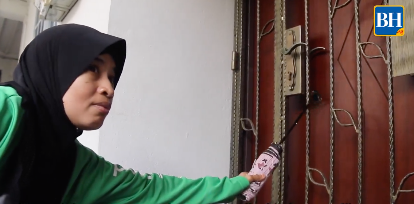 The Inspiring Story Behind the GrabFood Lady Who Makes Deliveries on a ...