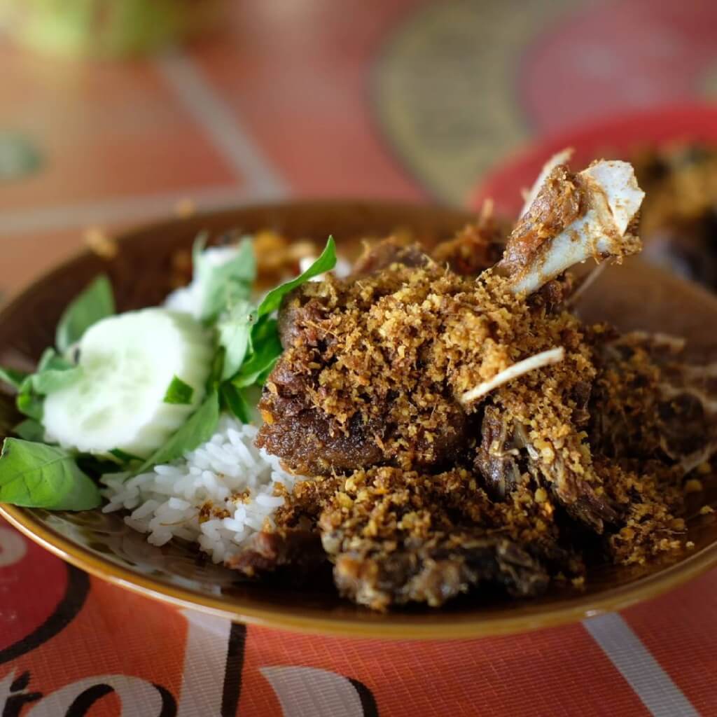Visiting Bali Soon? Here Are 6 Must-Visit Food Spots Only the Locals ...