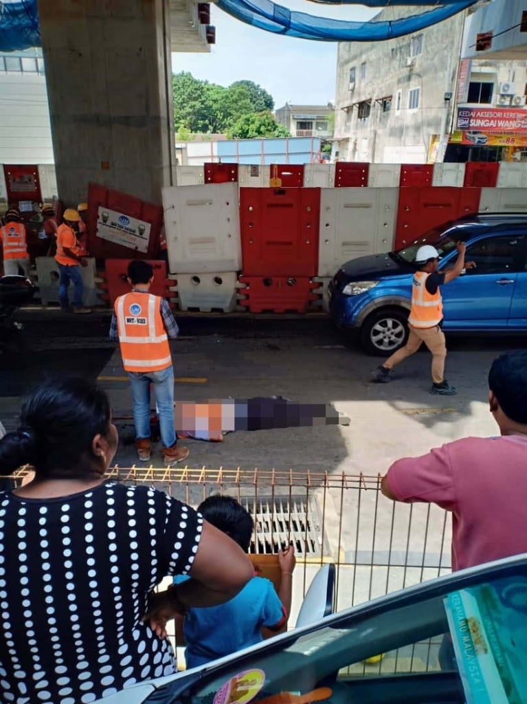 Malaysian Man Tragically Plummets to His Death at Jalan Ipoh MRT ...