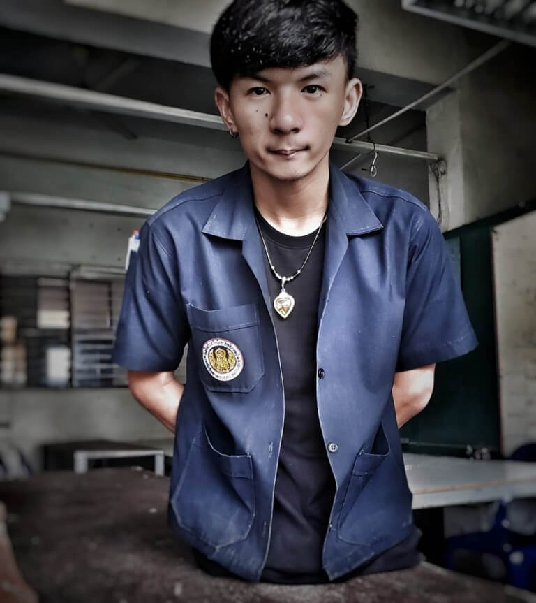 This Determined Young Man Born with Half a Body is Looking for ...