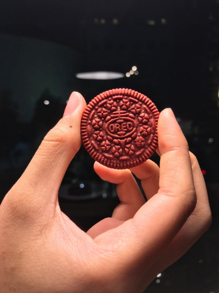 Red Velvet Oreos Are Available in M'sia For a Limited Time & Here's Our ...