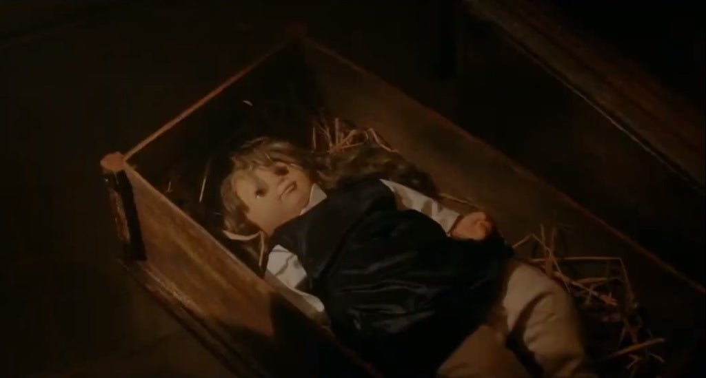 Remember This Creepy Act From America's Got Talent? She's Back ...
