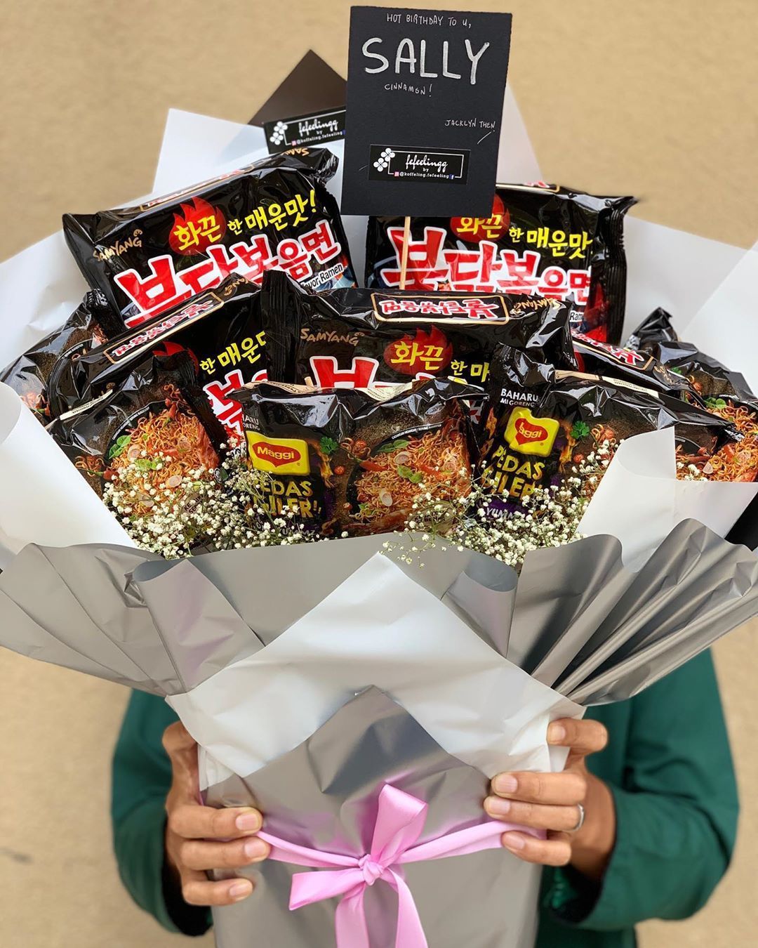 You Can Now Give McNugget & Fried Chicken Bouquets For Valentine's ...