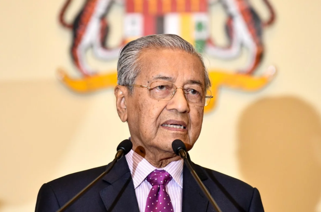 Tun M Says That He Has Enough Support To Become 8th M'sian PM - WORLD ...