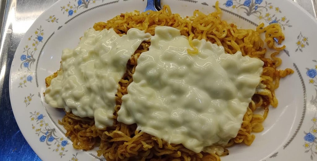 Roti Canai KLCC & Milo Cheese?! This Mamak Restaurant's Creativity Is ...