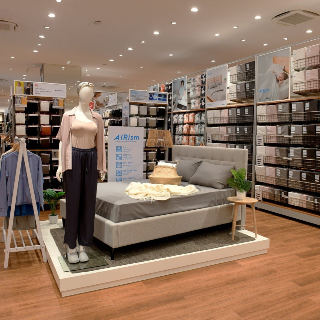UNIQLO's First Roadside ‘Megastore’ Opens In Bandar Sri Damansara TODAY ...
