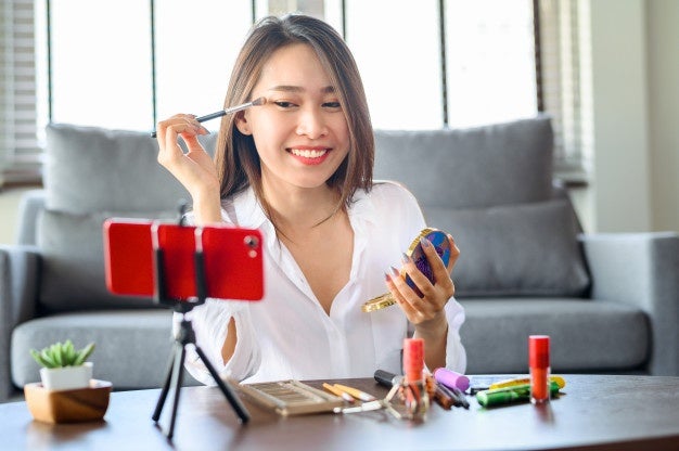 Did You Know M’sian Youtubers Can Earn Up To RM155K/Month? Here’s What ...