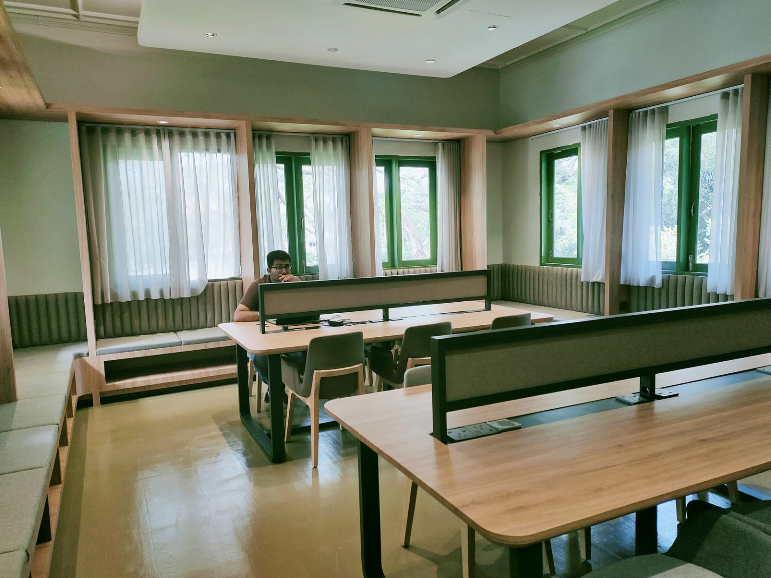 This Garden In Kedah Has A Digital Library With VR Facilities And ...