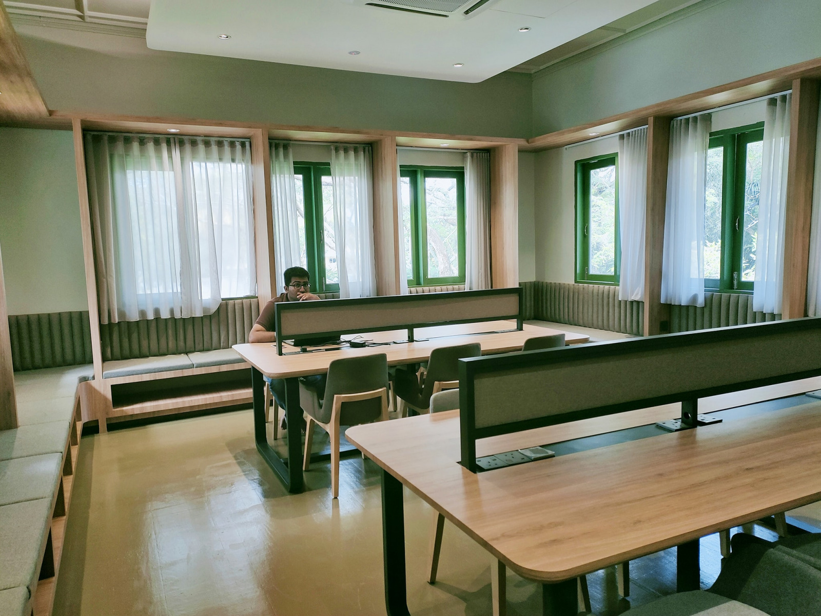 This Garden In Kedah Has A Digital Library With VR Facilities And ...