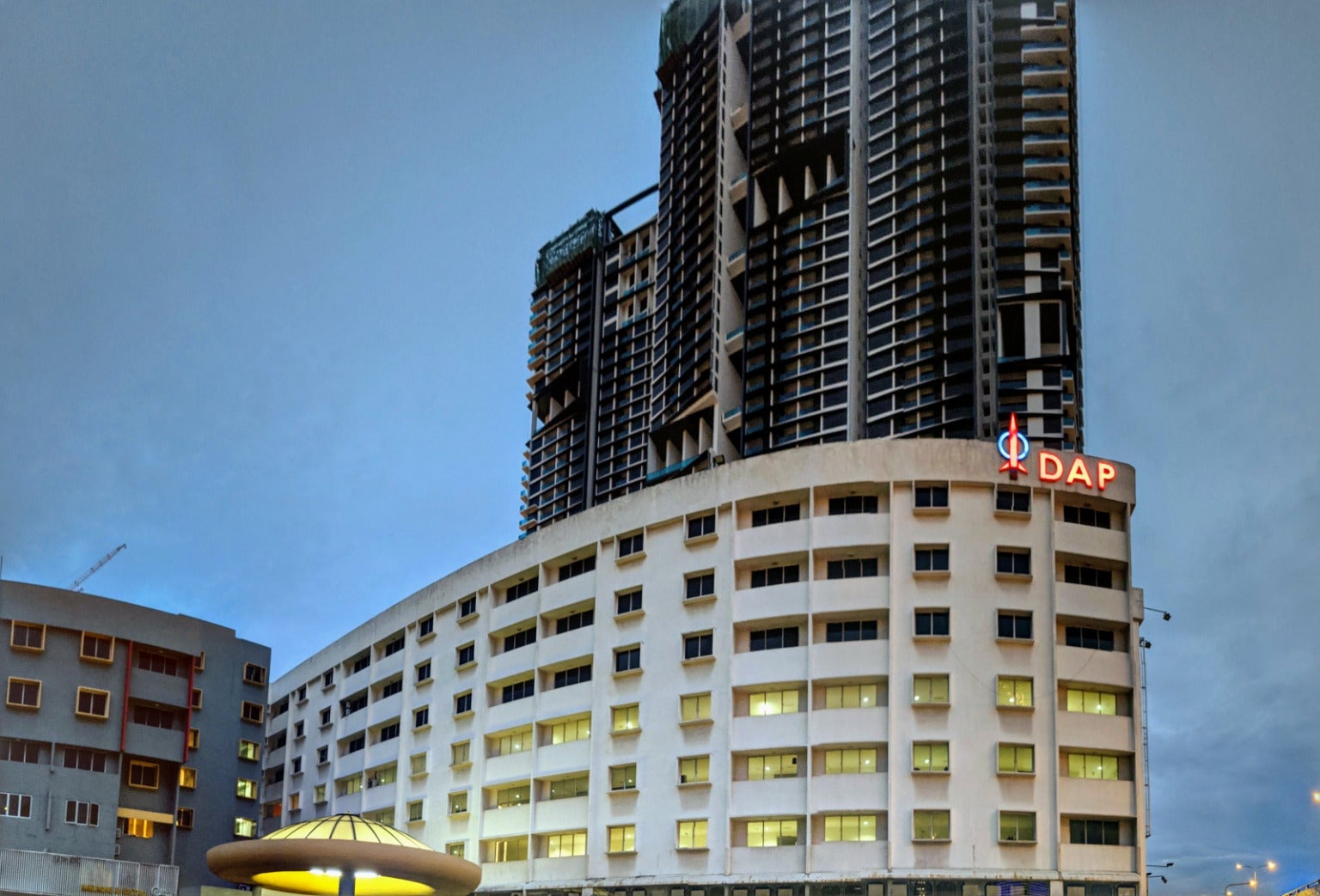 UiTM Lecturer Pressured To Resign Because Of 2019 Class Trip To DAP ...