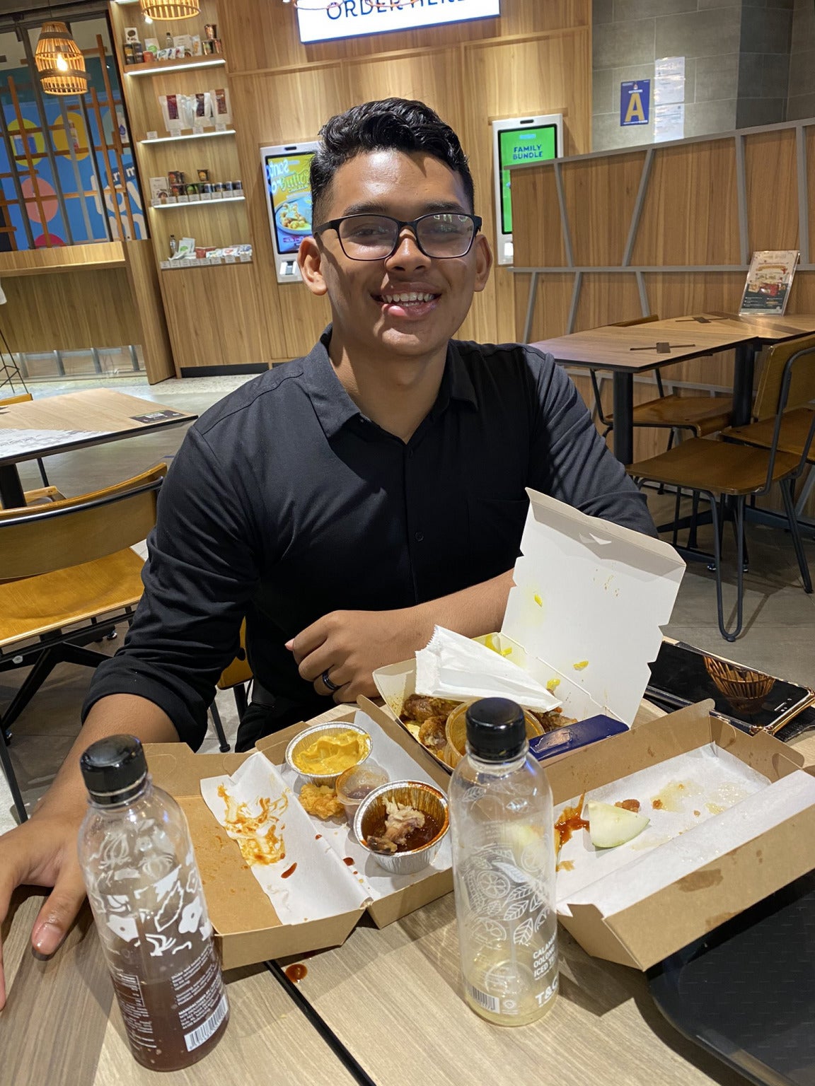 Syed Saddiq Buys iPad & Apple Pencil for SPM Student Who Went Viral on ...