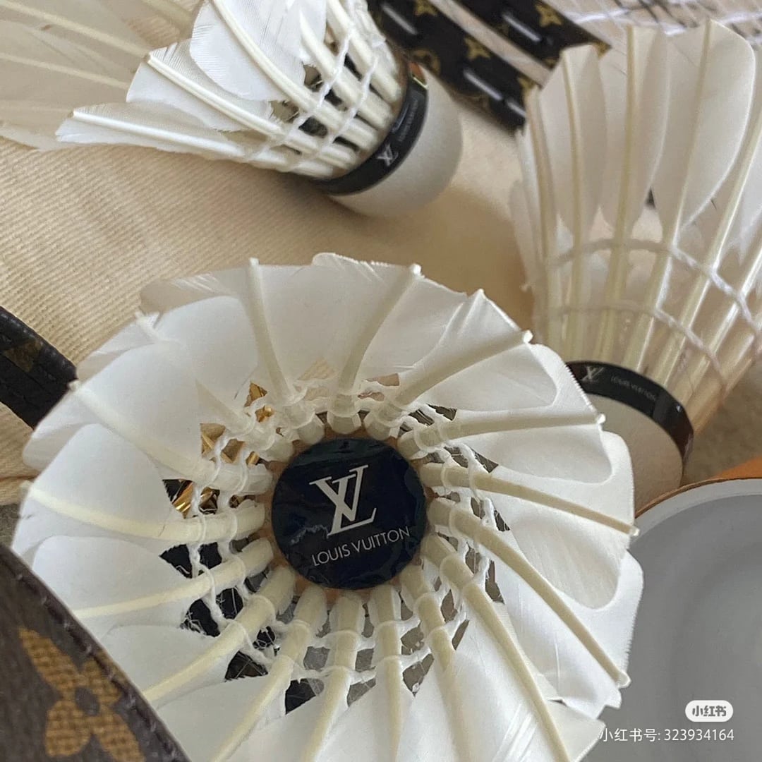 "Can defeat Lee Chong Wei or not?" Netizens Mock LV's 'Atas' Badminton ...