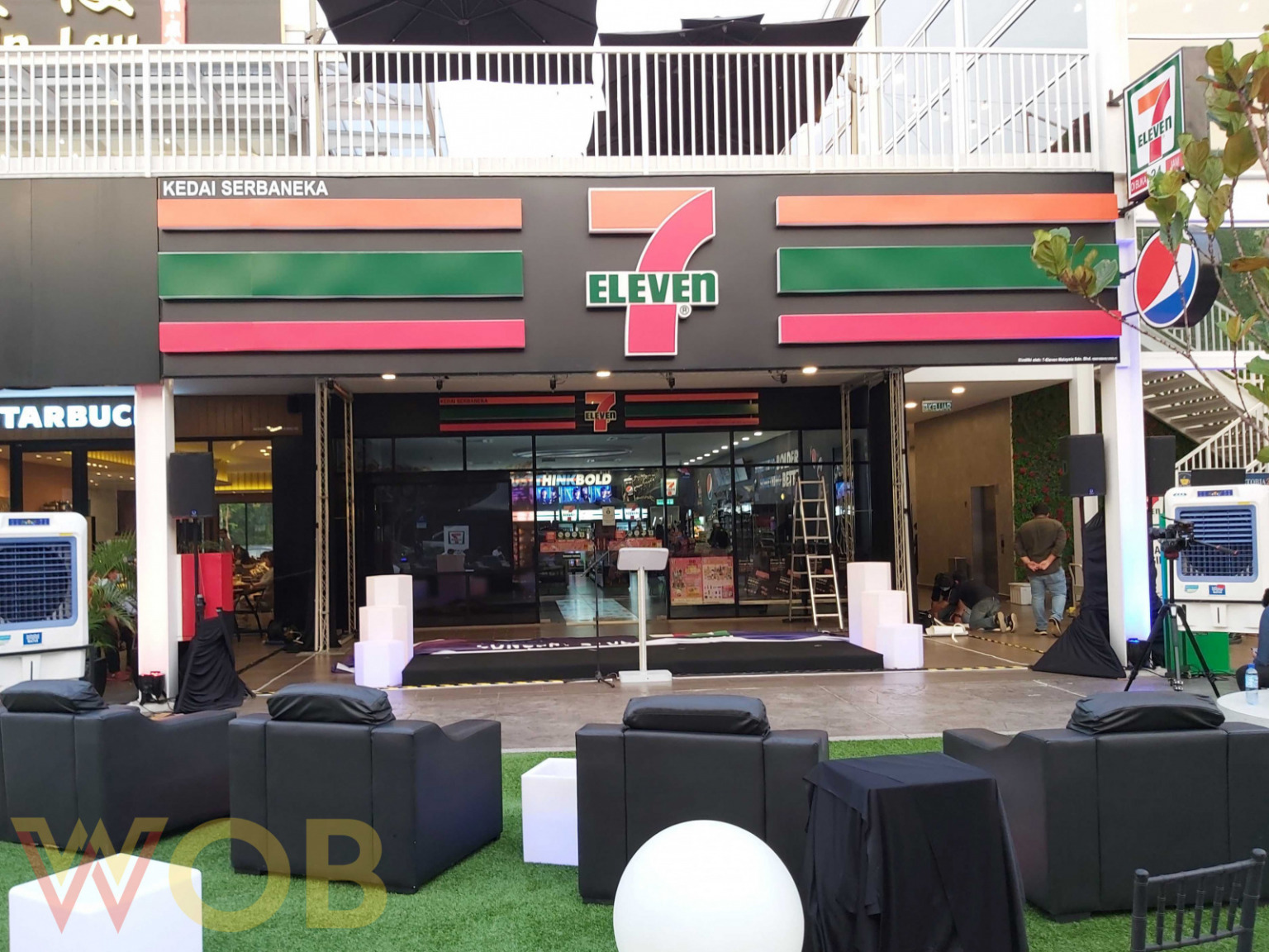 The First 7-Eleven x Pepsi Concept Store Has Launched In Malaysia & It ...