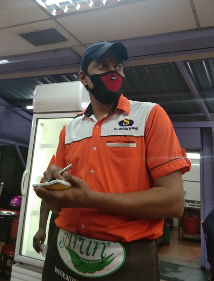 Honest Ipoh Waiter Goes Viral After Returning Customer's Gold Ring Left ...