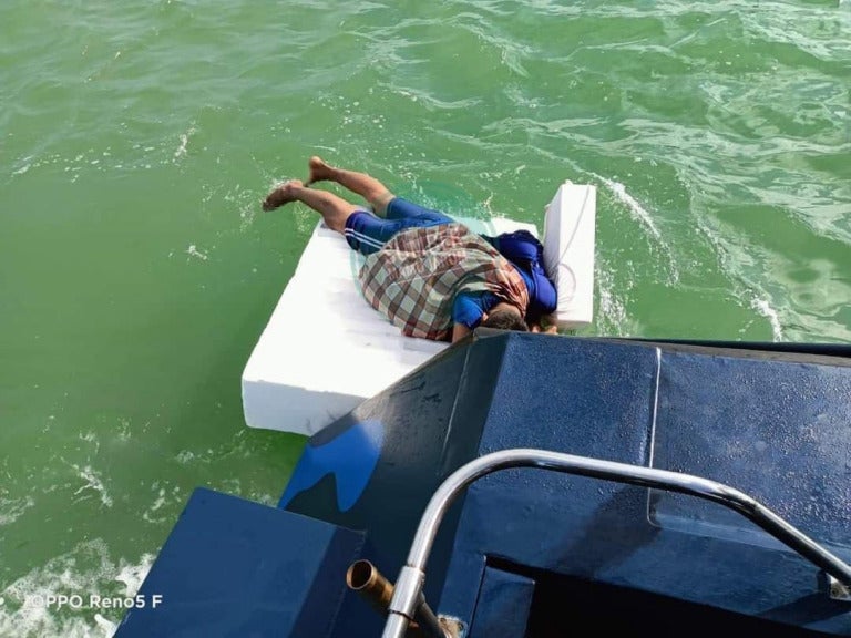 Man Who Failed To Swim Across Penang Strait To Meet Friend Tries Again ...