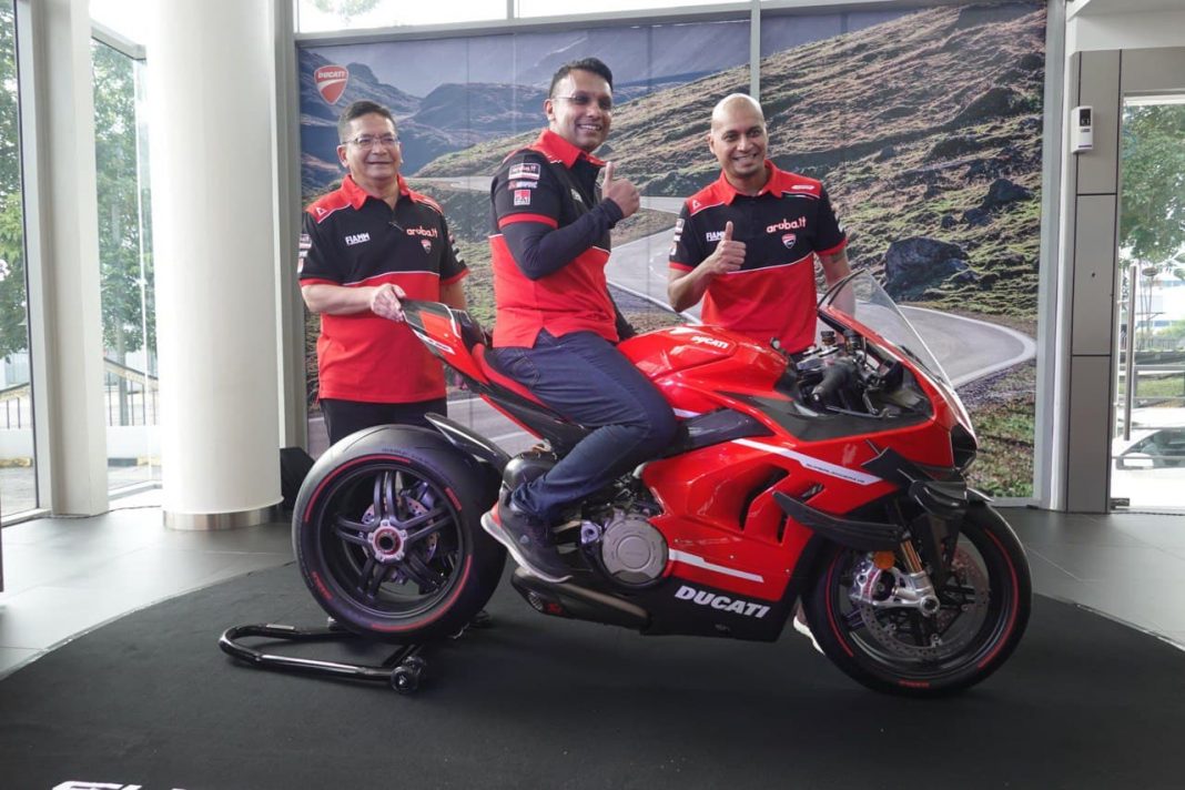 UMNO Youth Leader's Home Looks Like A Supercar Showroom & Netizens Are ...