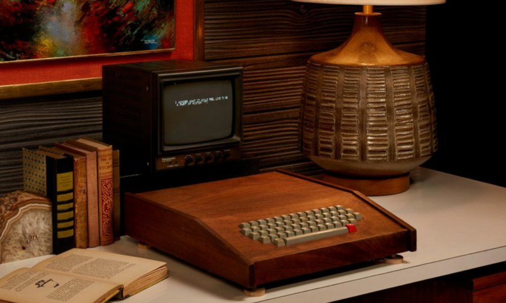 This Rare Apple Computer Fetches RM1.7 Million At An Auction In The US ...