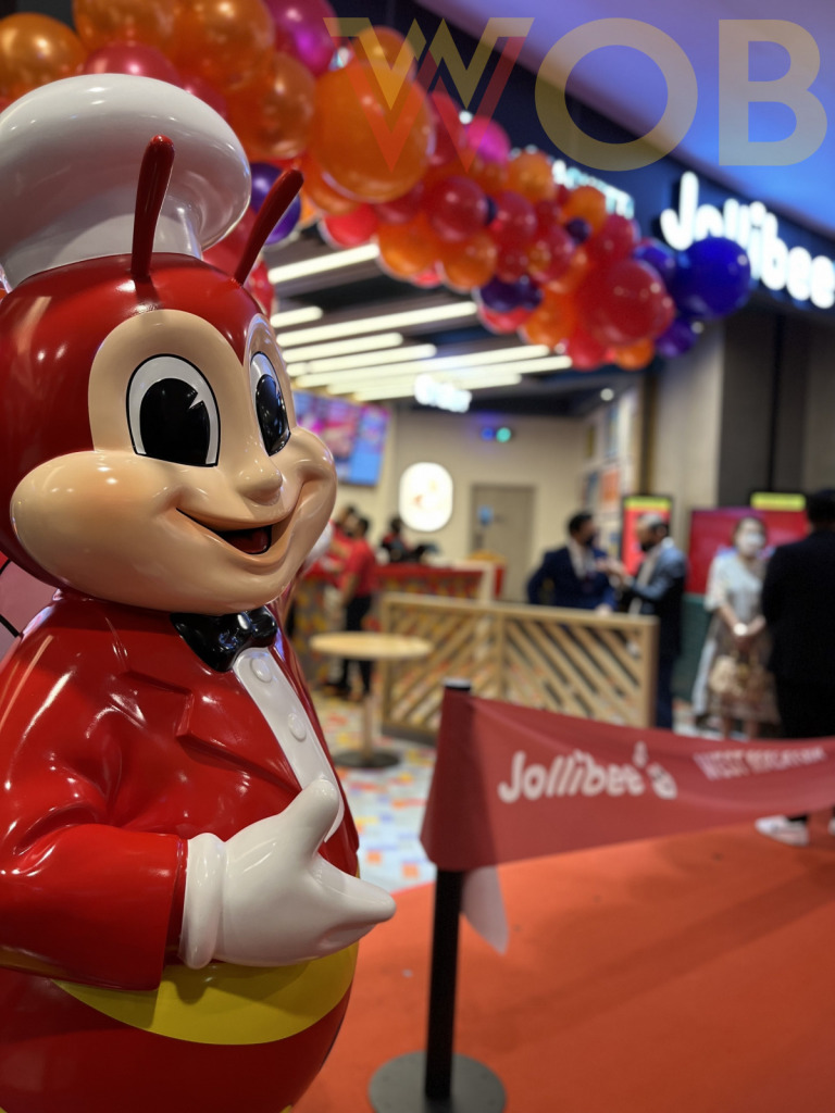 WOB TRIES: Eating At West Malaysia's 1st Jollibee & We Had a Jolli Good ...