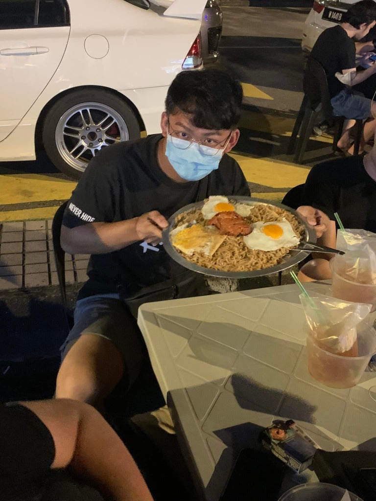 Restaurant Aliff Strikes Again! This Time They Fulfill Malaysian's ...