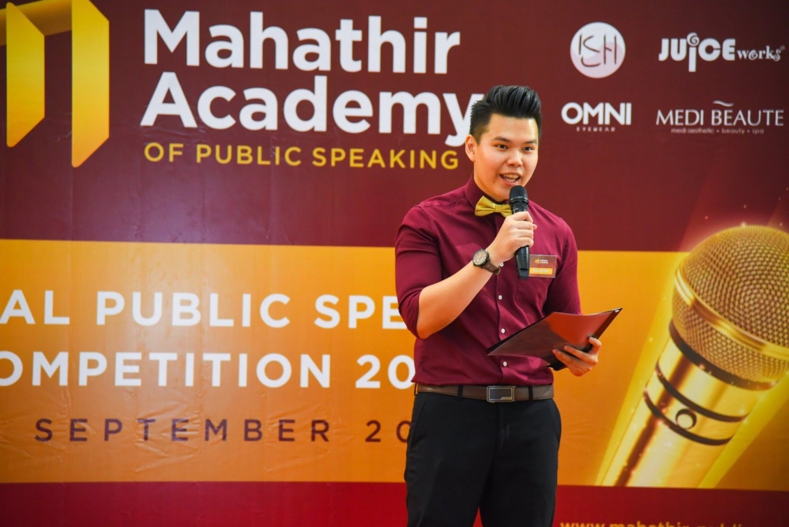 M'sian Public Speaker, Mas Mahathir, Bags 3rd Place At The 2022 World ...