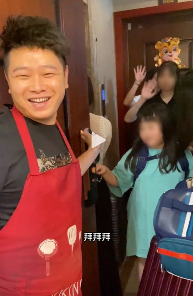 Uncle In China Who Spent RM38,937 Taking Care Of His 16 Nieces ...