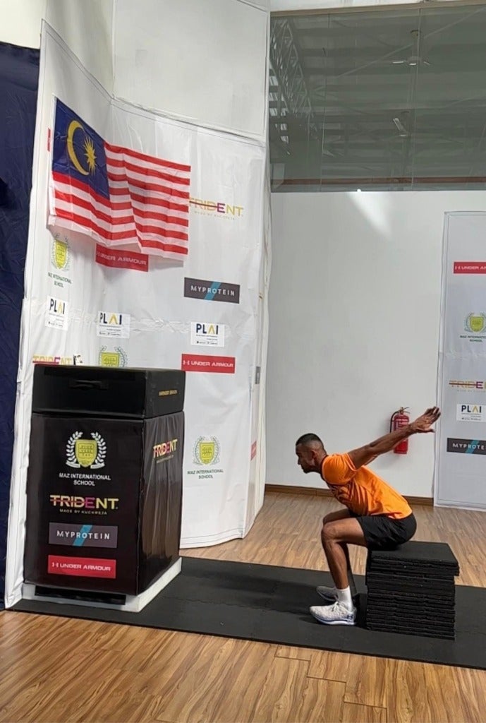 Former M'sian Cricket Player Breaks The World Record For Highest Seated ...