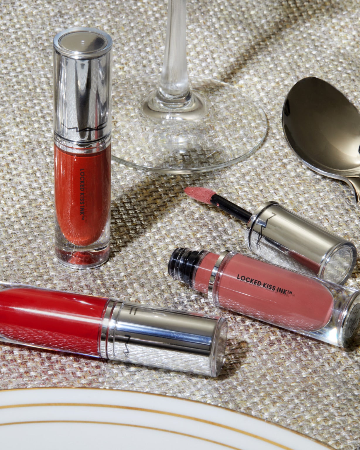 “My face is melting!” 6 Tips For Transfer-Proof Makeup That Can Last in ...