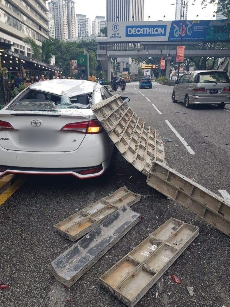 Metal Slab From a Crane Falls Onto a Car on Jalan Ampang, No Casualties ...