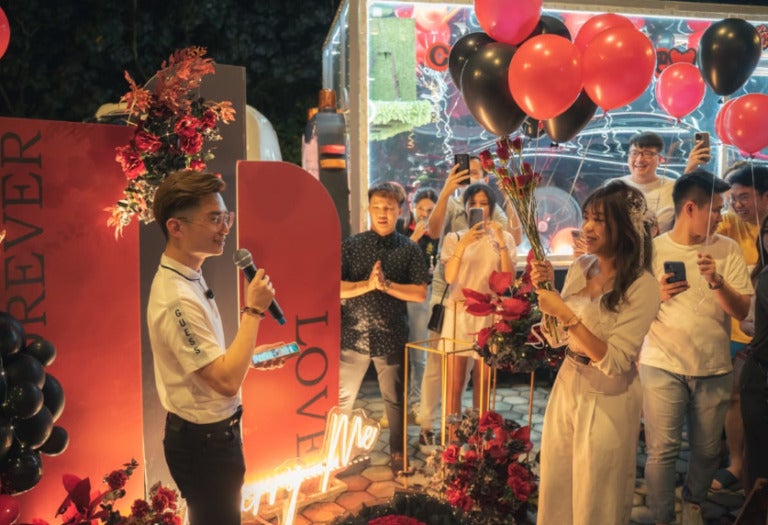 "No right or wrong way" - M'sian Who Gave GF a Porsche in Viral ...