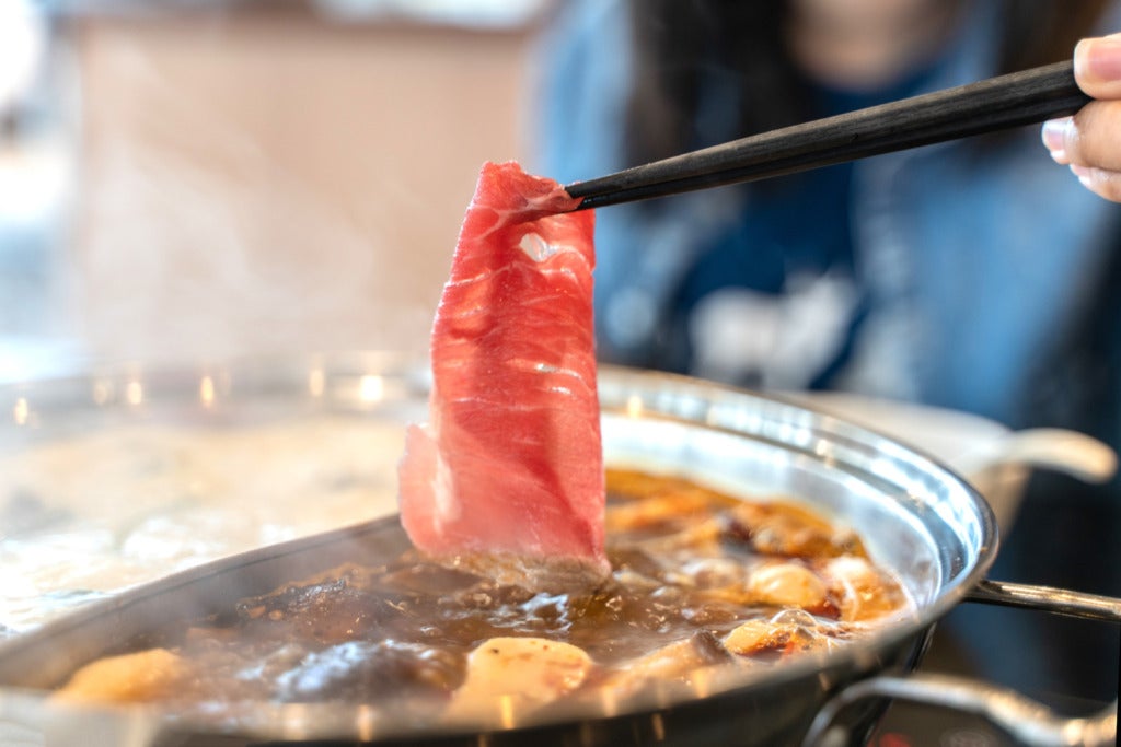 JB Mother Finds Object Resembling Vape Battery in Soup at Hotpot ...