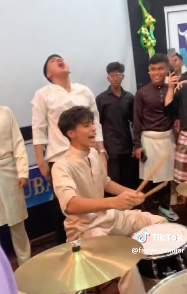 Unforgettable Raya x Teacher’s Day Event - M’sian Students Turn Up the ...
