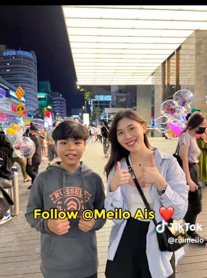 M’sian Influencer's Gesture of Buying Every Single Balloon from Young ...