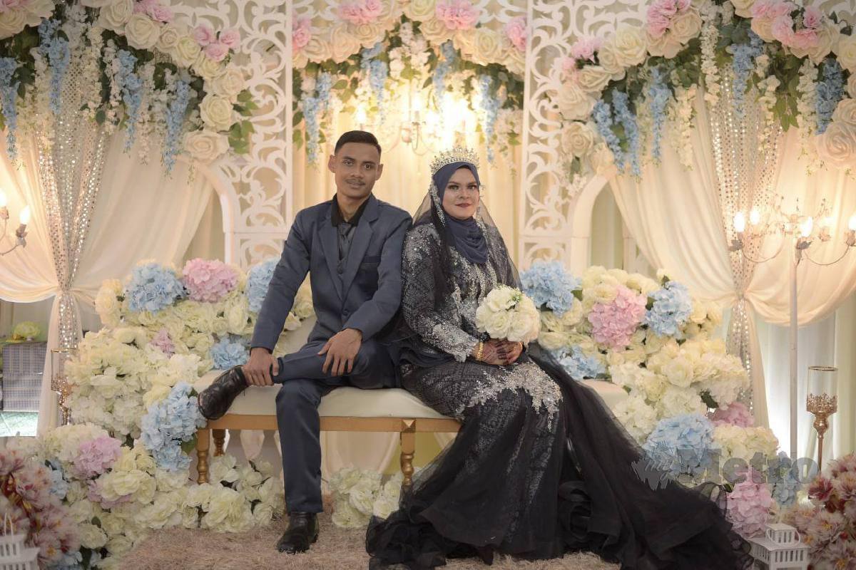 Age Difference of 26 Years Did Not Stop This M'sian Student & His BM ...
