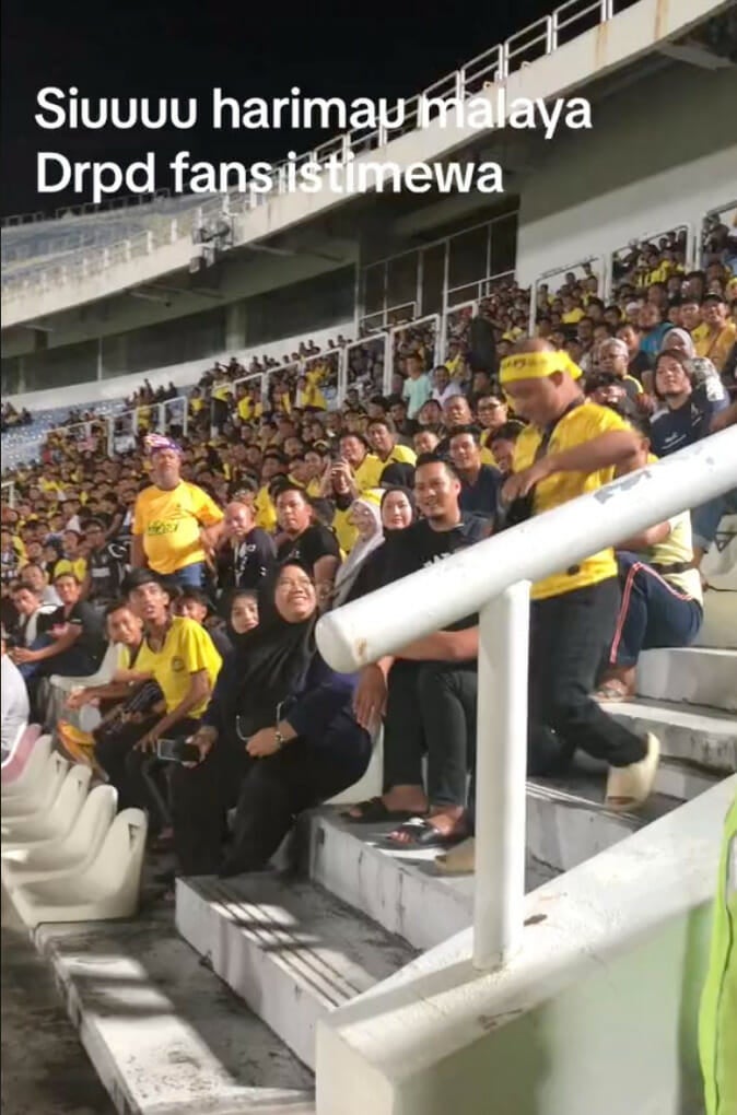 Special Fan's 'Siuu' Cheer for Harimau Malaya Makes Crowd Roar in ...