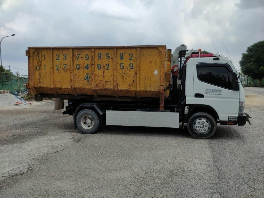 JPJ Detains 13yo M'sian & His 15yo Brother For Being Part-Time RoRo ...