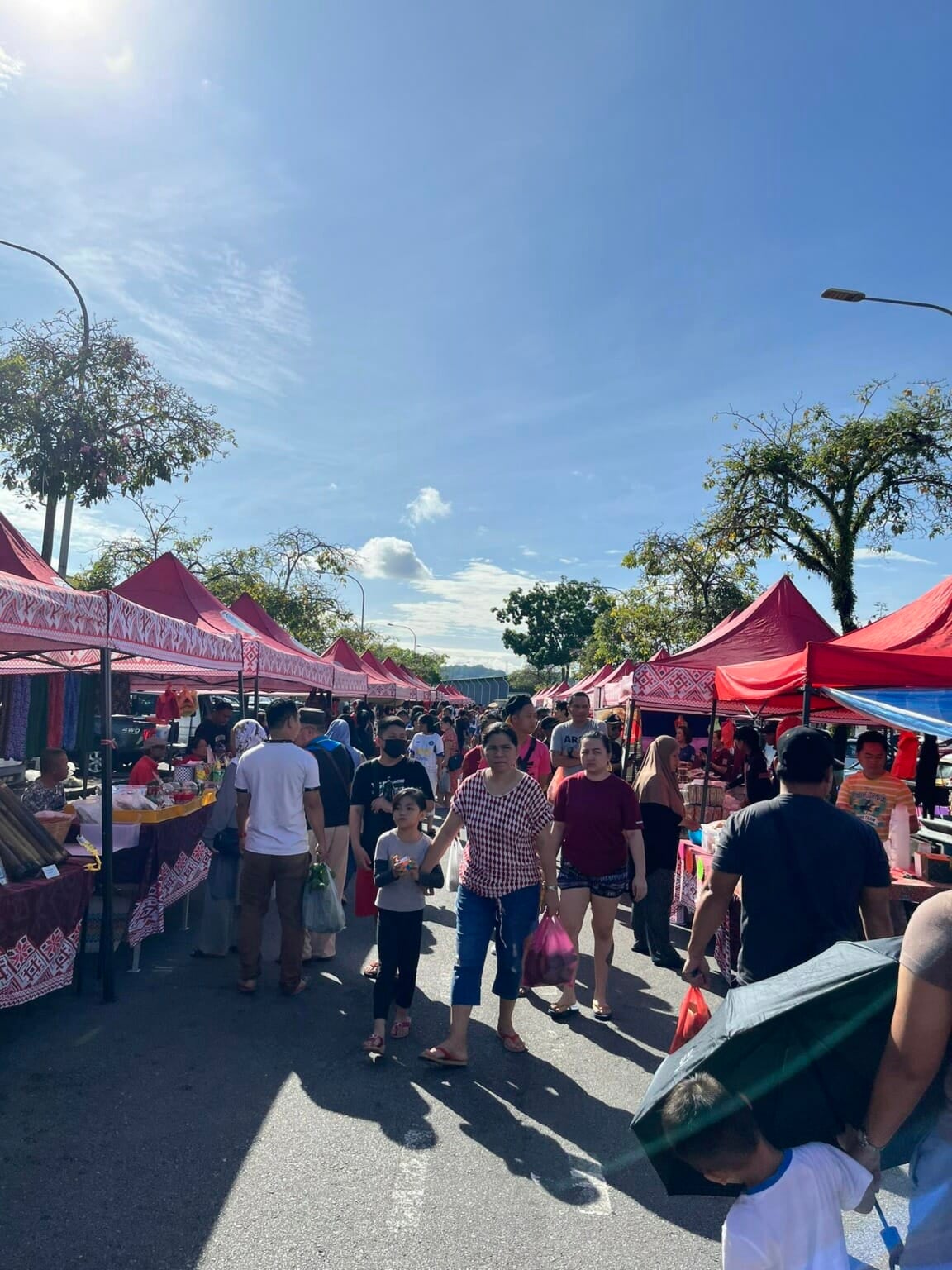 There's a Pasar Borneo in Seri Kembangan & Here's What You Can Expect ...