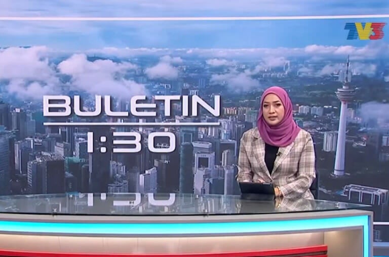 Newscaster Cries When Reading News About Accident Involving a 4yo, Says ...